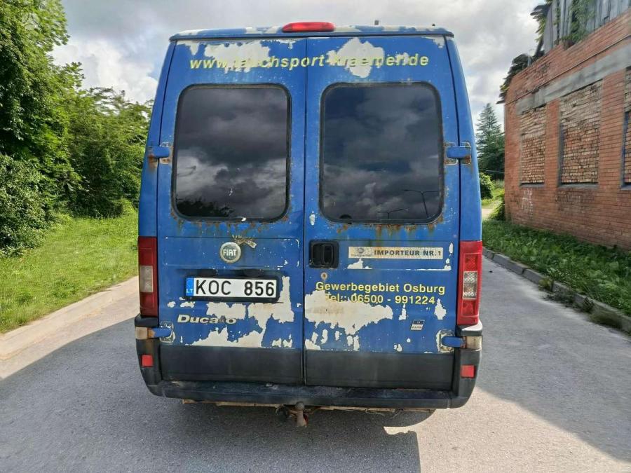 Blue Fiat Ducato 2005 in Ukmerge, with an engine capacity of 2.30 L and mileage of 330 thousand km for 850 €, photo 7 on AUTOMOTO.COM.LV