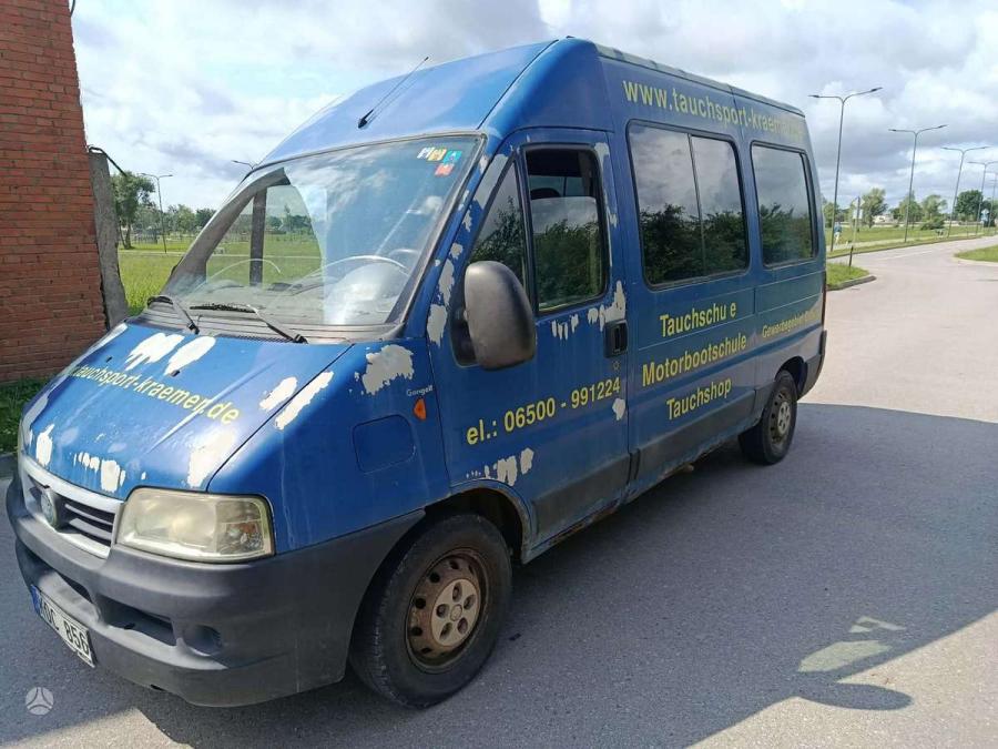 Blue Fiat Ducato 2005 in Ukmerge, with an engine capacity of 2.30 L and mileage of 330 thousand km for 850 €, photo 9 on AUTOMOTO.COM.LV