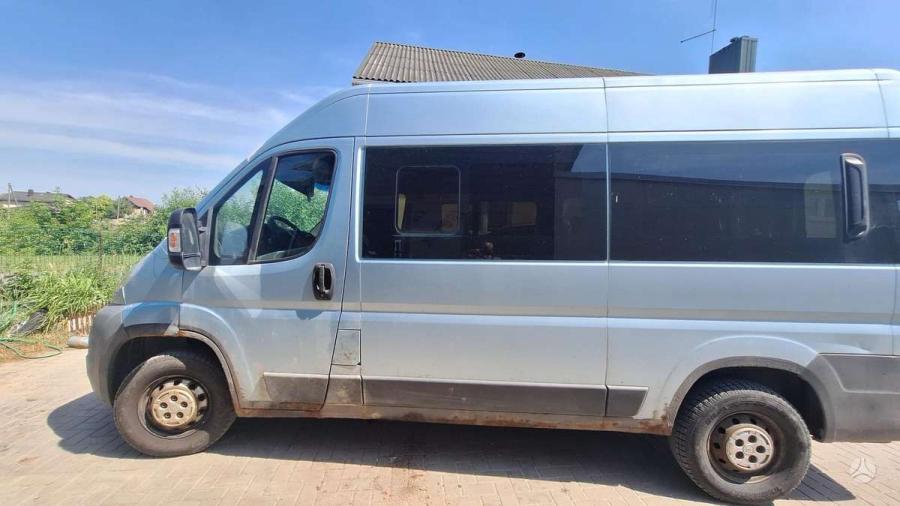 Zils Fiat Ducato 2008 Viļņa, ar dzinēja tilpumu 2.30 L un nobraukumu 448 tūkst. km par 2900 €, foto 6 vietnē AUTOMOTO.COM.LV