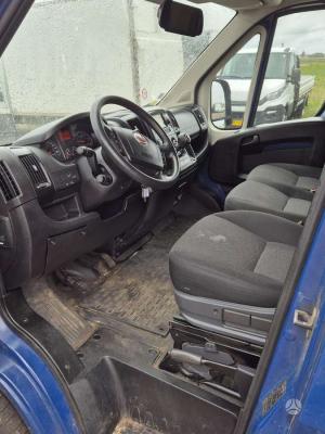 Blue Fiat Ducato 2021 in Kaunas, with an engine capacity of 2.30 L and mileage of 185 thousand km for 10770 €, photo 7 on AUTOMOTO.COM.LV