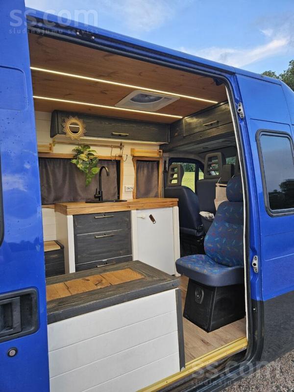 Blue Fiat Ducato 2000 in Riga, with an engine capacity of 2.80 L and mileage of 203 thousand km for 14900 €, photo 2 on AUTOMOTO.COM.LV