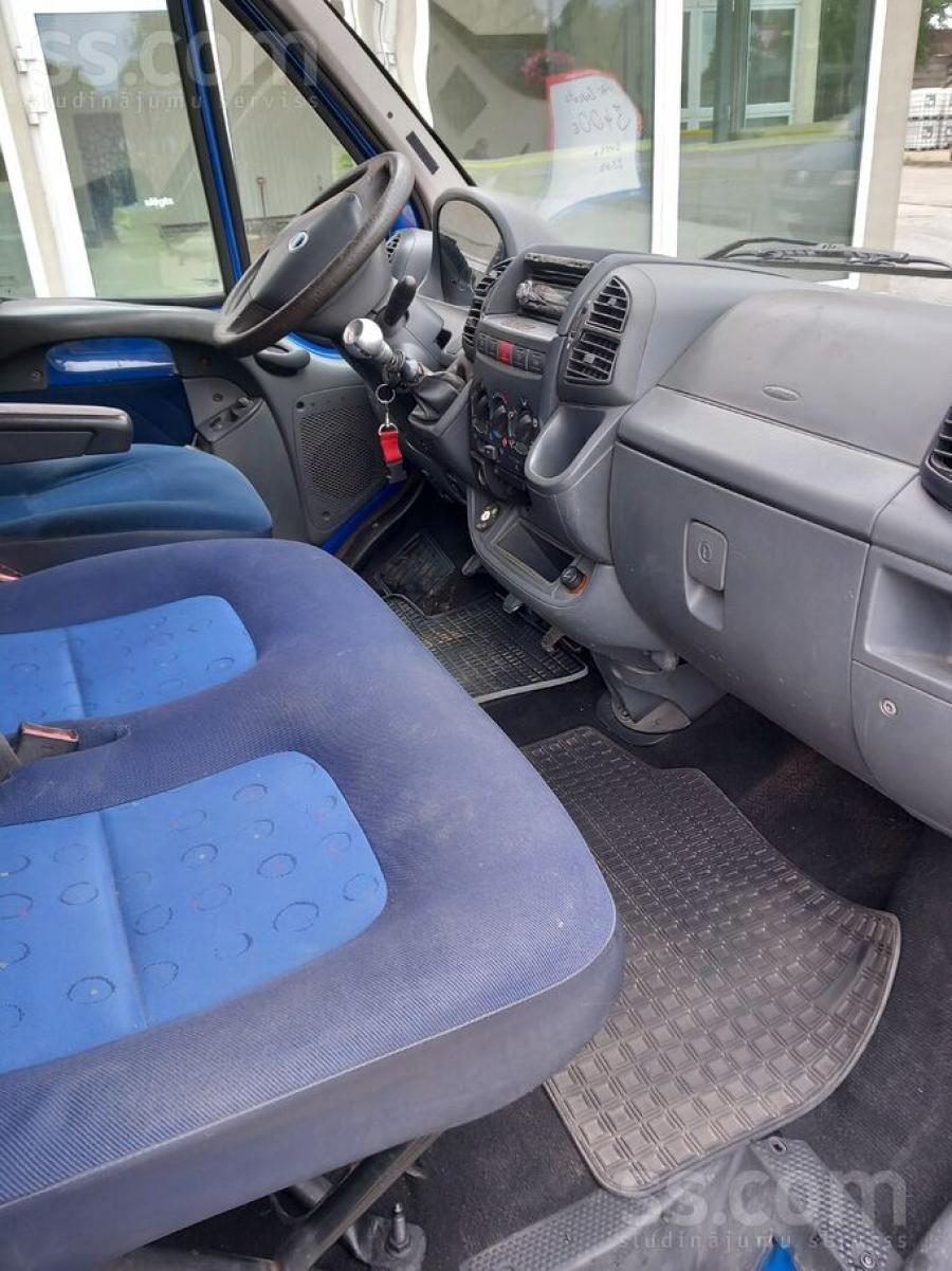 Blue Fiat Ducato 2004 in Cesis, with an engine capacity of 2.30 L and mileage of 325 thousand km for 2690 €, photo 3 on AUTOMOTO.COM.LV