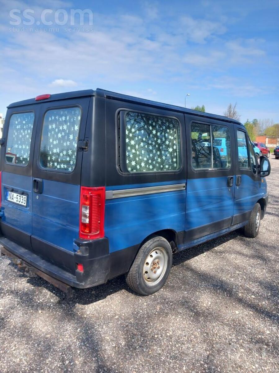 Blue Fiat Ducato 2004 in Cesis, with an engine capacity of 2.30 L and mileage of 325 thousand km for 2690 €, photo 8 on AUTOMOTO.COM.LV