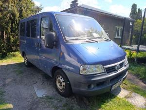 Zils Fiat Ducato 2004 Rīga, ar dzinēja tilpumu 2.30 L un nobraukumu 402 tūkst. km par 3500 €, foto  vietnē AUTOMOTO.COM.LV