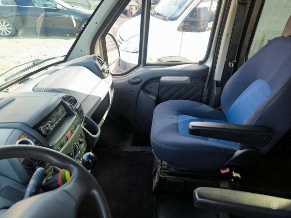 Pelēks Fiat Ducato 2002 Kauņa, ar dzinēja tilpumu 2.30 L un nobraukumu 120 tūkst. km par 2999 €, foto 7 vietnē AUTOMOTO.COM.LV