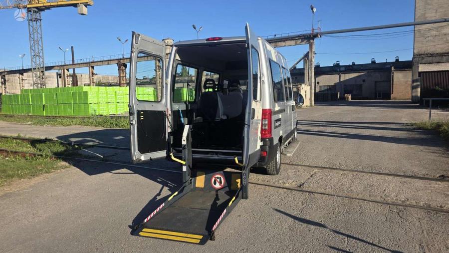 Grey Fiat Ducato 2005 in Klaipeda, with an engine capacity of 2.00 L and mileage of 38 thousand km for 4490 €, photo 8 on AUTOMOTO.COM.LV