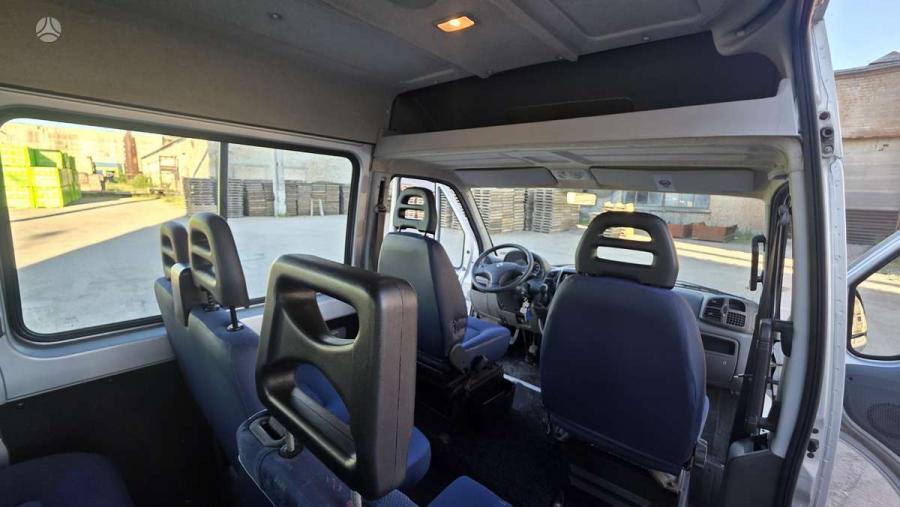 Grey Fiat Ducato 2005 in Klaipeda, with an engine capacity of 2.00 L and mileage of 38 thousand km for 4490 €, photo 15 on AUTOMOTO.COM.LV
