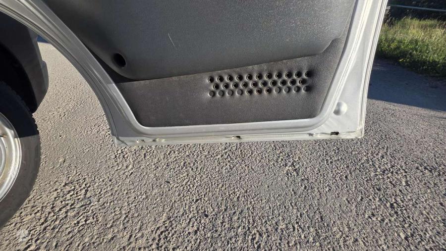 Grey Fiat Ducato 2005 in Klaipeda, with an engine capacity of 2.00 L and mileage of 38 thousand km for 4490 €, photo 27 on AUTOMOTO.COM.LV
