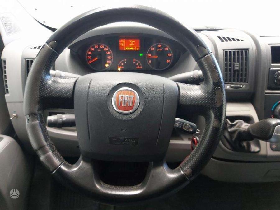 Grey Fiat Ducato 2009 in Radviliskis, with an engine capacity of 3.00 L and mileage of 302 thousand km for 5250 €, photo 15 on AUTOMOTO.COM.LV