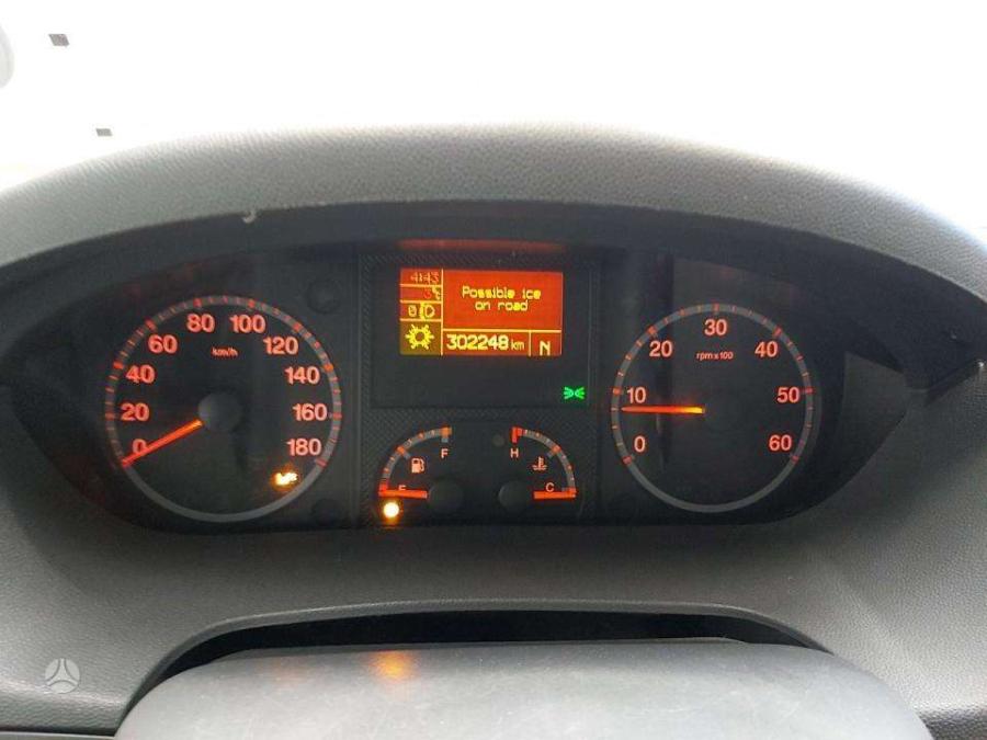 Grey Fiat Ducato 2009 in Radviliskis, with an engine capacity of 3.00 L and mileage of 302 thousand km for 5250 €, photo 16 on AUTOMOTO.COM.LV