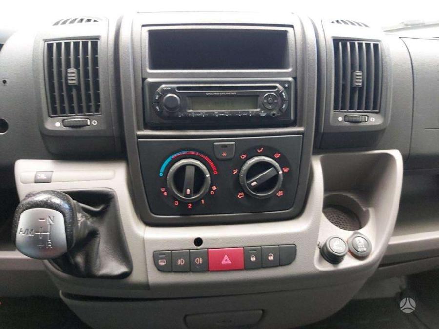 Grey Fiat Ducato 2009 in Radviliskis, with an engine capacity of 3.00 L and mileage of 302 thousand km for 5250 €, photo 19 on AUTOMOTO.COM.LV