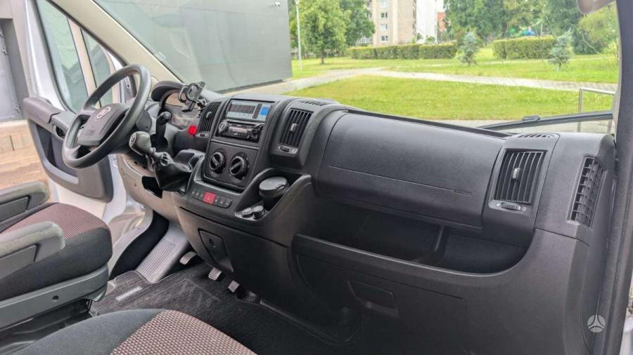 Pelēks Fiat Ducato 2013 Klaipėda, ar dzinēja tilpumu 2.30 L un nobraukumu 283 tūkst. km par 7490 €, foto 19 vietnē AUTOMOTO.COM.LV