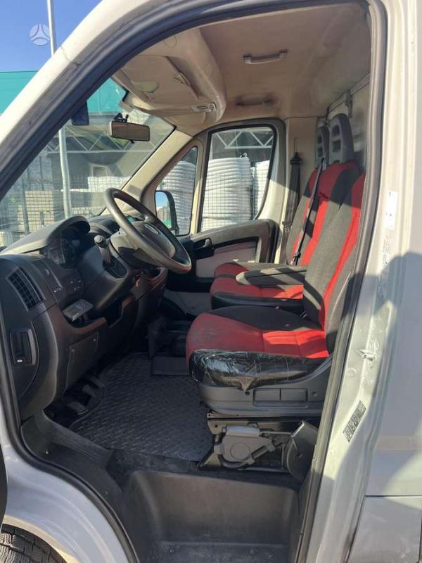 Grey Fiat Ducato 2013 in Siauliai, with an engine capacity of 2.29 L and mileage of 372 thousand km for 6655 €, photo 8 on AUTOMOTO.COM.LV