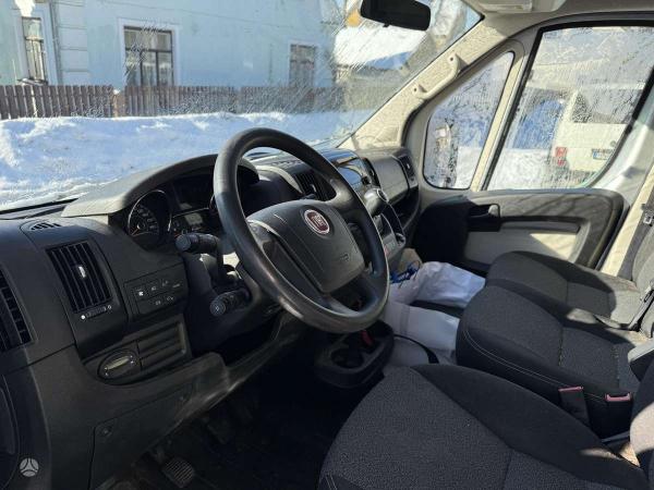 Pelēks Fiat Ducato 2015 Viļņa, ar dzinēja tilpumu 1.96 L un nobraukumu 240 tūkst. km par 11979 €, foto 3 vietnē AUTOMOTO.COM.LV