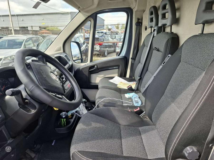 Grey Fiat Ducato 2015 in Kaunas, with an engine capacity of 1.96 L and mileage of 340 thousand km for 4500 €, photo 8 on AUTOMOTO.COM.LV