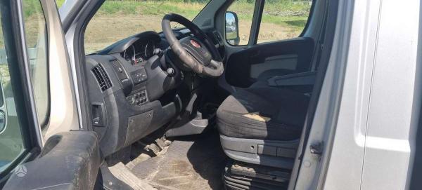 Pelēks Fiat Ducato 2017 Tauragė, ar dzinēja tilpumu 2.30 L un nobraukumu 412 tūkst. km par 5500 €, foto 8 vietnē AUTOMOTO.COM.LV