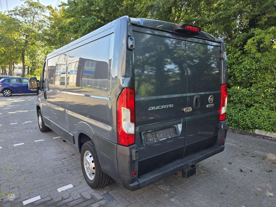 Grey Fiat Ducato 2020 in Telschi, with an engine capacity of 2.29 L and mileage of 241 thousand km for 9200 €, photo 4 on AUTOMOTO.COM.LV