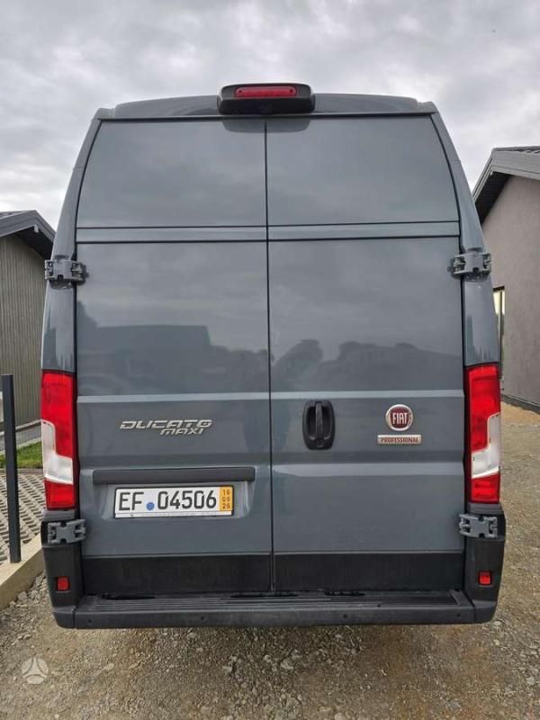 Pelēks Fiat Ducato 2024 Kauņa, ar dzinēja tilpumu 0.00 L un nobraukumu 99 tūkst. km par 26500 €, foto 3 vietnē AUTOMOTO.COM.LV