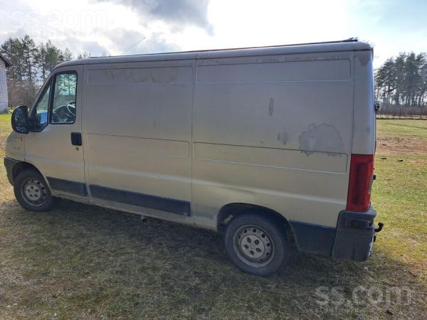 Pelēks Fiat Ducato 2005 Rīga, ar dzinēja tilpumu 2.30 L un nobraukumu 252 tūkst. km par 1280 €, foto 5 vietnē AUTOMOTO.COM.LV