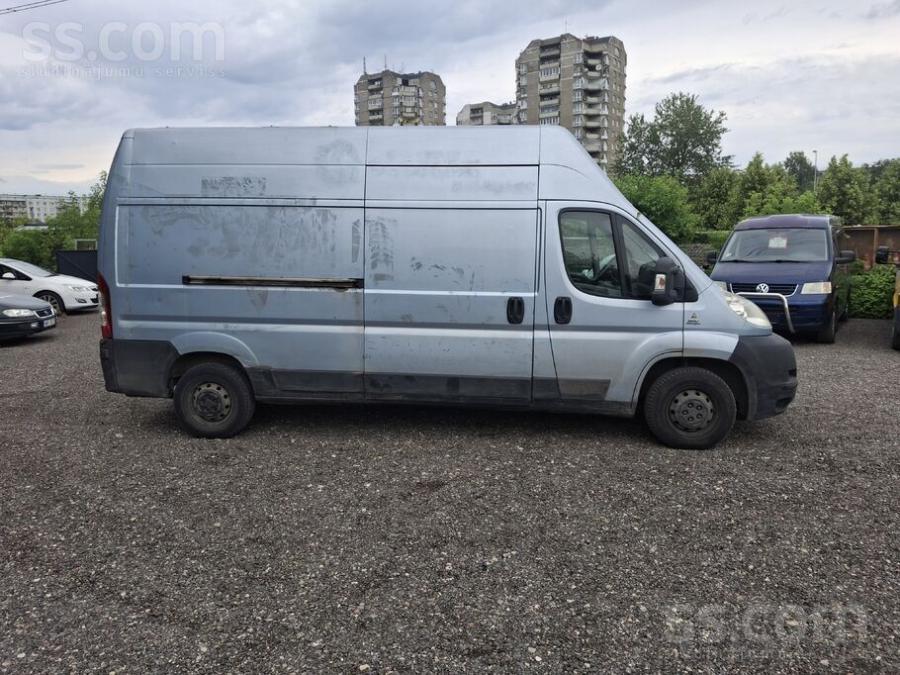Grey Fiat Ducato 2008 in Riga, with an engine capacity of 3.00 L and mileage of 350 thousand km for 3690 €, photo 9 on AUTOMOTO.COM.LV