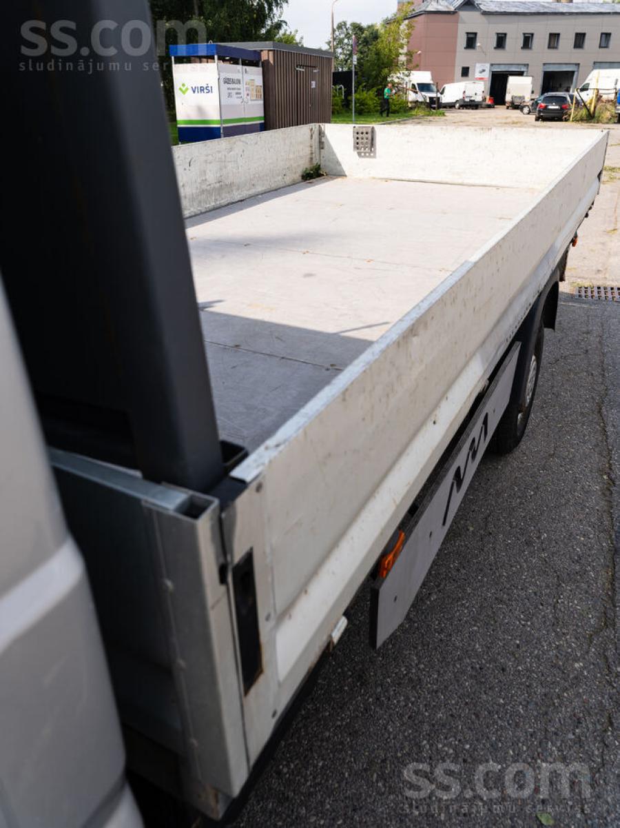 Pelēks Fiat Ducato 2015 Rīga, ar dzinēja tilpumu 2.30 L un nobraukumu 205 tūkst. km par 10850 €, foto 10 vietnē AUTOMOTO.COM.LV