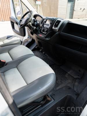 Pelēks Fiat Ducato 2015 Rīga, ar dzinēja tilpumu 2.30 L un nobraukumu 205 tūkst. km par 10850 €, foto 12 vietnē AUTOMOTO.COM.LV