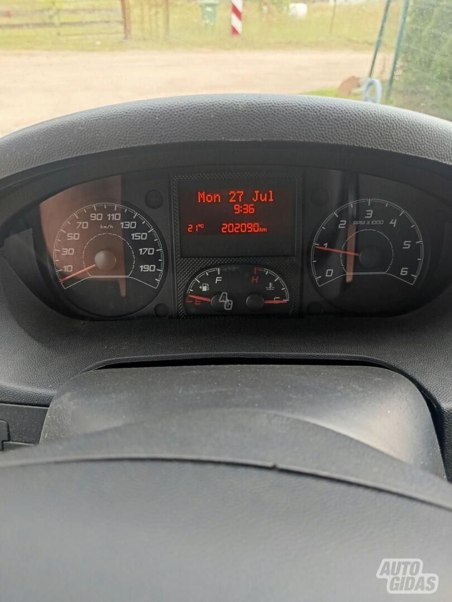 Fiat Ducato 2016 in Ukmerge, with an engine capacity of 2.30 L and mileage of 202 thousand km for 4900 €, photo 9 on AUTOMOTO.COM.LV