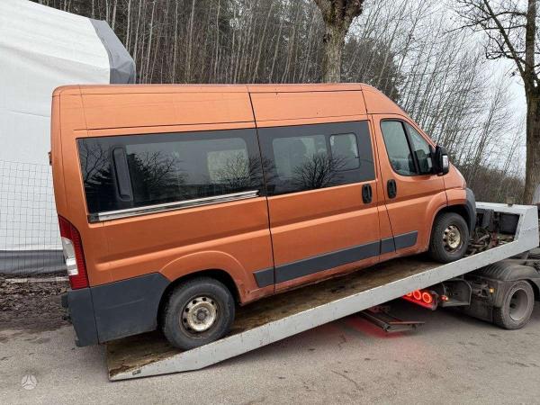 Oranžs Fiat Ducato 2007 Viļņa, ar dzinēja tilpumu 2.30 L un nobraukumu 300 tūkst. km par 1800 €, foto 8 vietnē AUTOMOTO.COM.LV