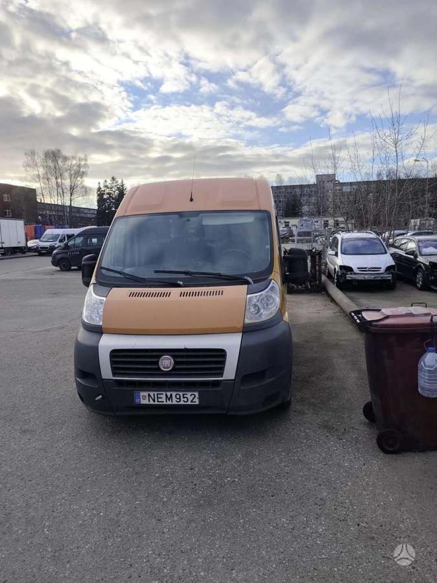 Orange Fiat Ducato 2012 in Klaipeda, with an engine capacity of 2.29 L and mileage of 199 thousand km for 4800 €, photo 1 on AUTOMOTO.COM.LV