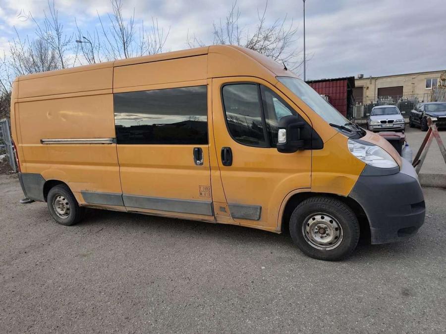 Orange Fiat Ducato 2012 in Klaipeda, with an engine capacity of 2.29 L and mileage of 199 thousand km for 4800 €, photo 3 on AUTOMOTO.COM.LV