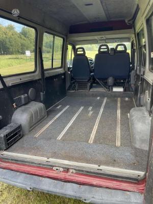 Sarkans Fiat Ducato 2002 Kauņa, ar dzinēja tilpumu 2.30 L un nobraukumu 242 tūkst. km par 2800 €, foto 7 vietnē AUTOMOTO.COM.LV