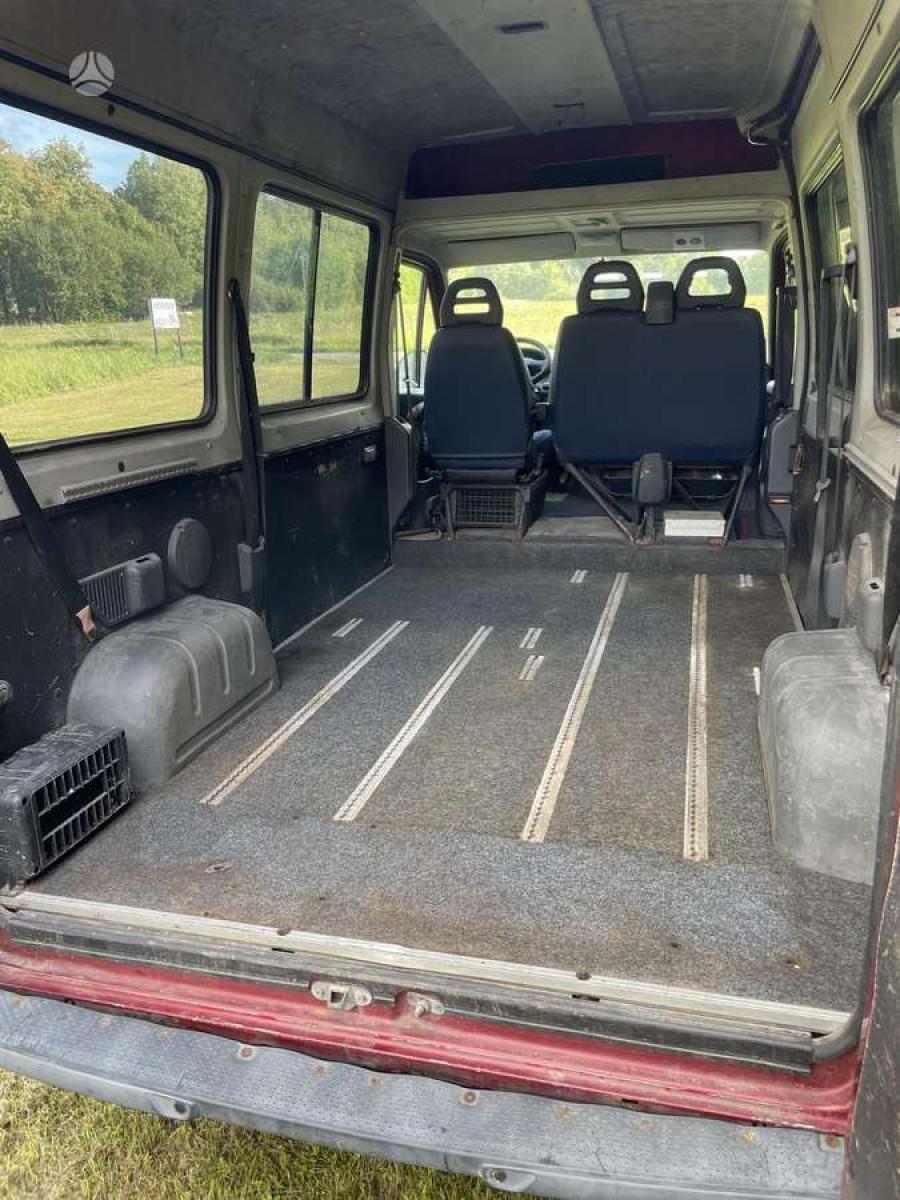 Sarkans Fiat Ducato 2002 Kauņa, ar dzinēja tilpumu 2.30 L un nobraukumu 242 tūkst. km par 2800 €, foto 7 vietnē AUTOMOTO.COM.LV