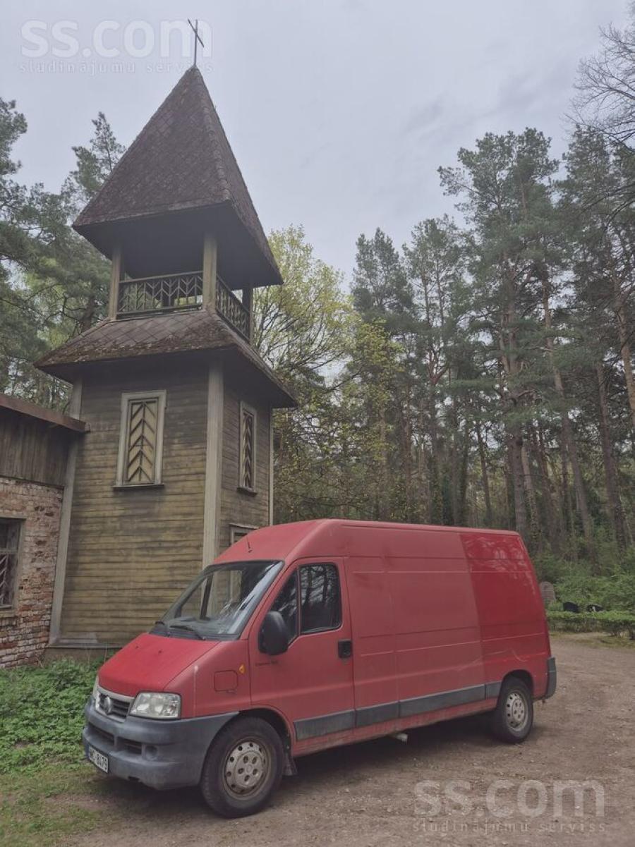 Красный Фиат Дукато 2003 в Рига, объемом двигателя 2.80 л и пробегом 296 тыс. км за 1450 €, фото 4 на AUTOMOTO.COM.LV