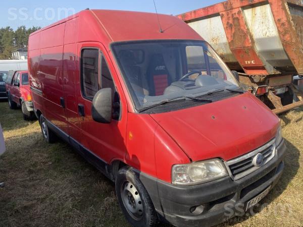 Красный Фиат Дукато 2006 в Рига, объемом двигателя 2.80 л и пробегом 0 тыс. км за 2600 €, фото 1 на AUTOMOTO.COM.LV