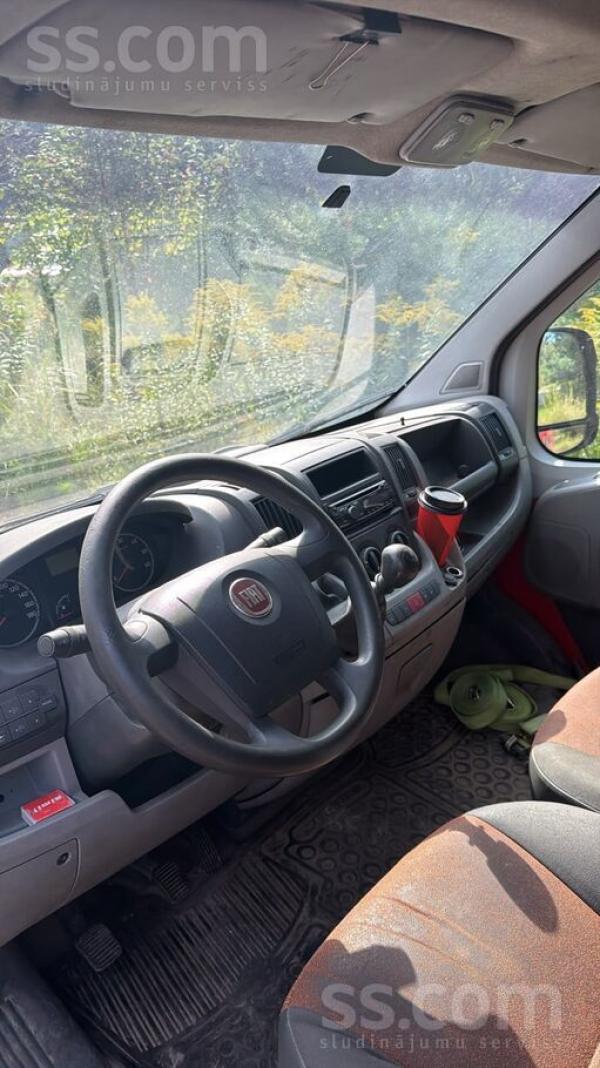 Fiat Ducato 2008 Rīga vietnē Sarkans Fiat Ducato 2008 Rīga, ar dzinēja tilpumu 3.00 L un nobraukumu 291 tūkst. km par 1210 €, foto 5 vietnē AUTOMOTO.COM.LV