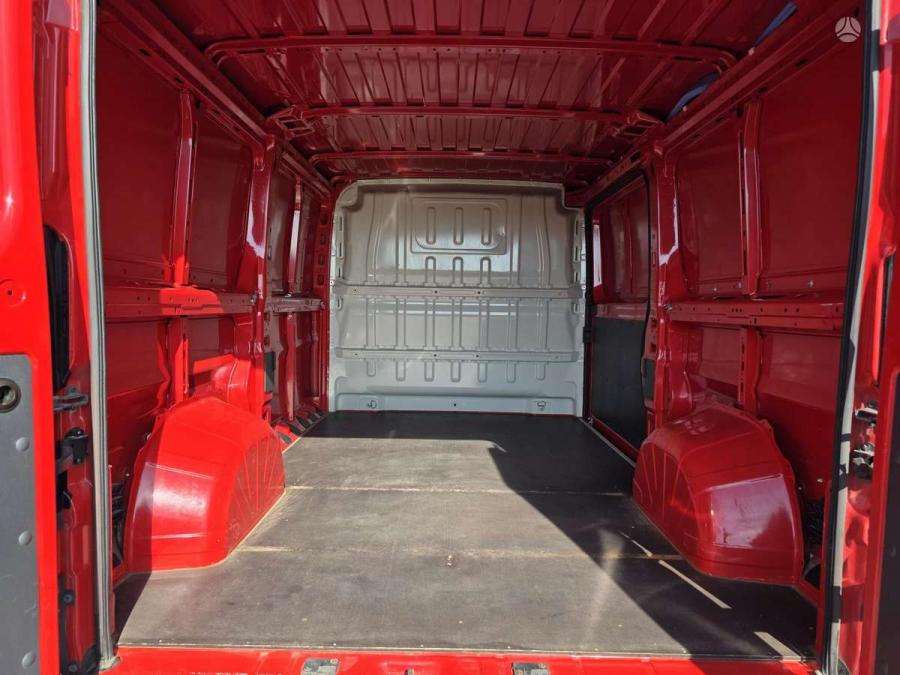 Red Fiat Ducato 2015 in Klaipeda, with an engine capacity of 2.30 L and mileage of 251 thousand km for 6600 €, photo 4 on AUTOMOTO.COM.LV