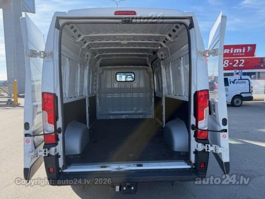 Balts Fiat Ducato 2023 Tallina, ar dzinēja tilpumu 2.20 L un nobraukumu 67 tūkst. km par 23300 €, foto 7 vietnē AUTOMOTO.COM.LV