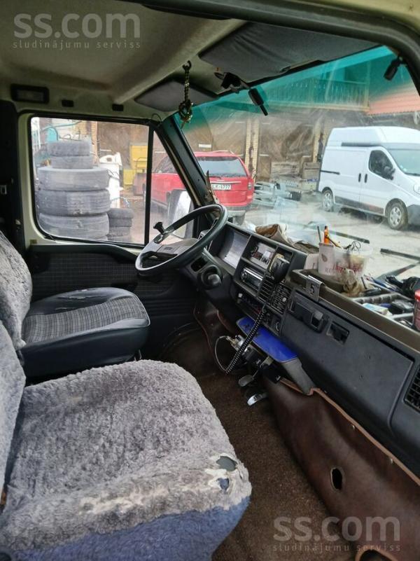 White Fiat Ducato 1991 in Valmiera, with an engine capacity of 2.50 L and mileage of 216 thousand km for 6000 €, photo 3 on AUTOMOTO.COM.LV