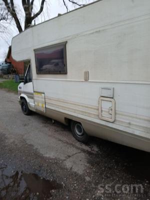 White Fiat Ducato 1991 in Valmiera, with an engine capacity of 2.50 L and mileage of 216 thousand km for 6000 €, photo 11 on AUTOMOTO.COM.LV