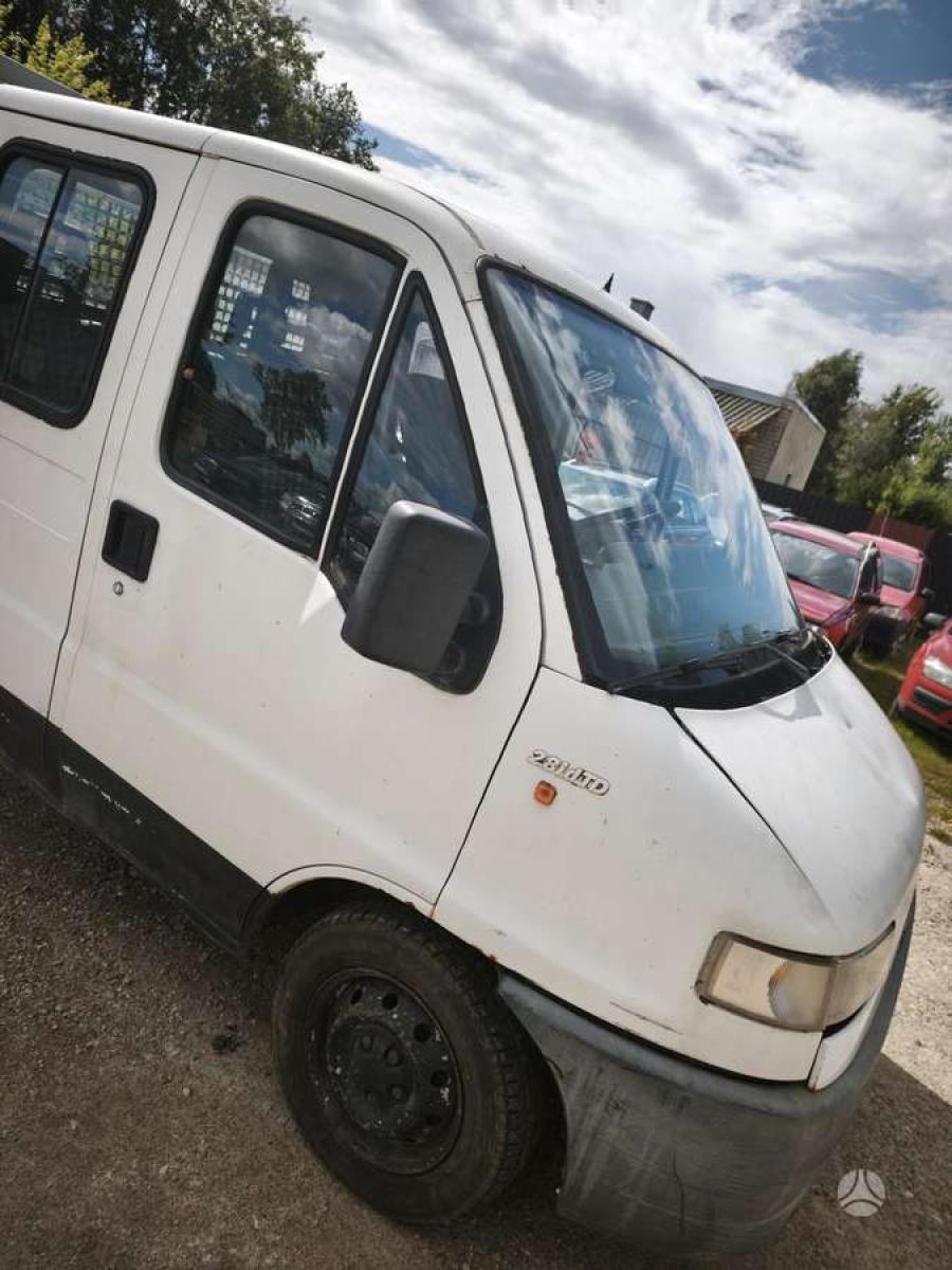 Balts Fiat Ducato 1999 Panevēža, ar dzinēja tilpumu 2.80 L un nobraukumu 320 tūkst. km par 700 €, foto 17 vietnē AUTOMOTO.COM.LV