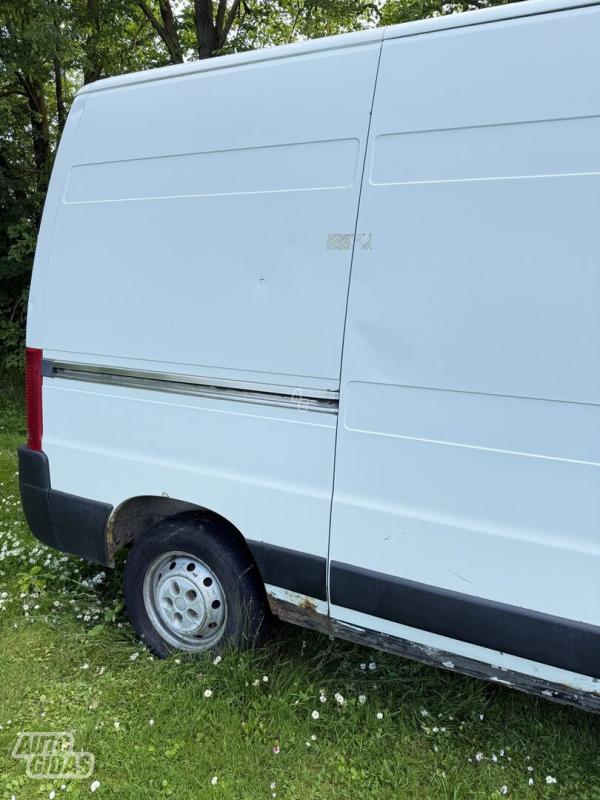 Balts Fiat Ducato 2005 Panevēža, ar dzinēja tilpumu 2.30 L un nobraukumu 165 tūkst. km par 1400 €, foto 5 vietnē AUTOMOTO.COM.LV