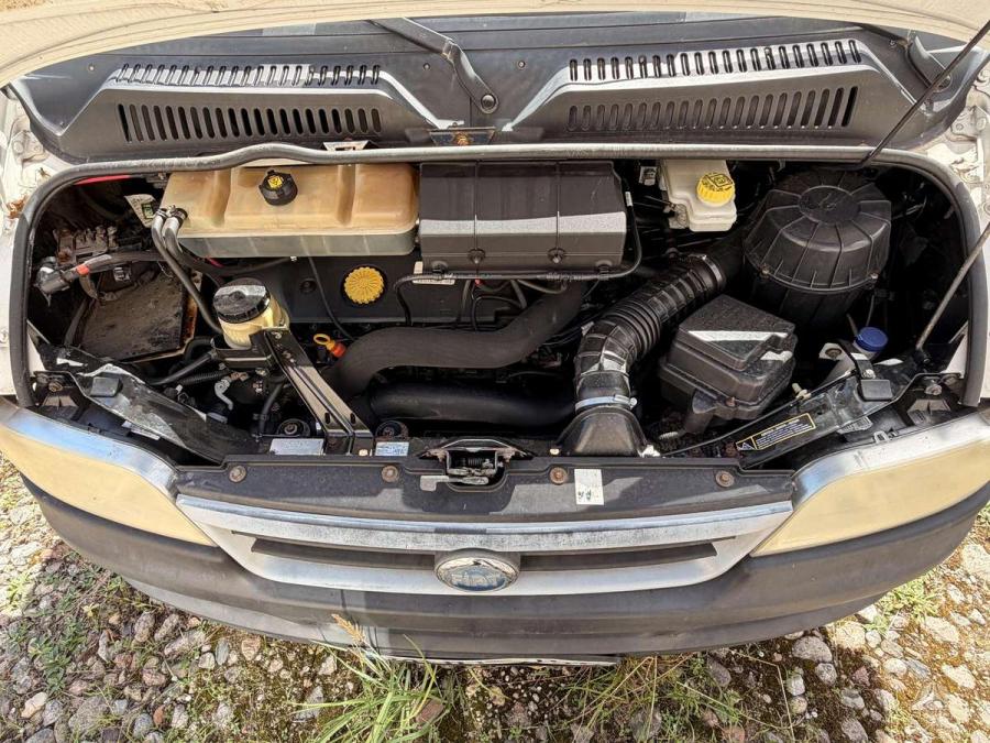 Balts Fiat Ducato 2005 Šalčininkai, ar dzinēja tilpumu 2.80 L un nobraukumu 250 tūkst. km par 1350 €, foto 5 vietnē AUTOMOTO.COM.LV