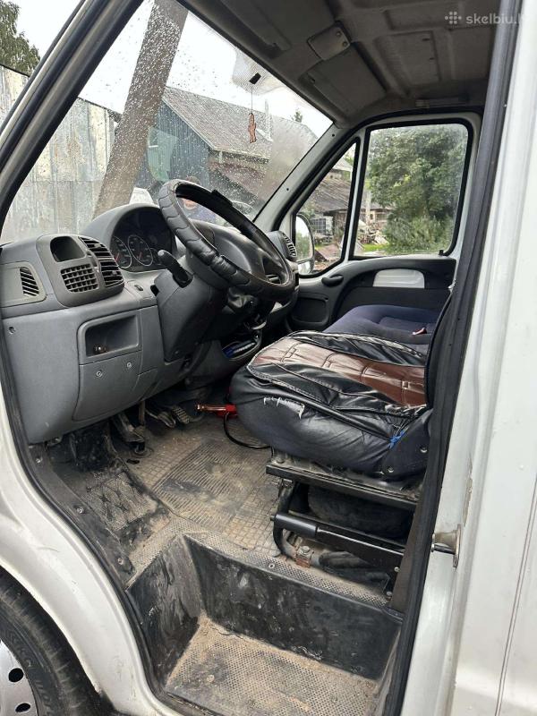 Balts Fiat Ducato 2006 Kauņa, ar dzinēja tilpumu 2.80 L un nobraukumu 261 tūkst. km par 1800 €, foto 4 vietnē AUTOMOTO.COM.LV