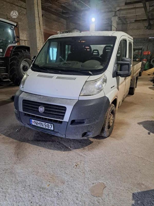White Fiat Ducato 2008 in Ukmerge, with an engine capacity of 2.29 L and mileage of 235 thousand km for 1600 €, photo 1 on AUTOMOTO.COM.LV