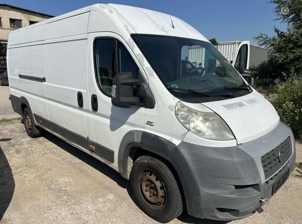 White Fiat Ducato 2008 in Kelme, with an engine capacity of 2.30 L and mileage of 320 thousand km for 1899 €, photo 7 on AUTOMOTO.COM.LV