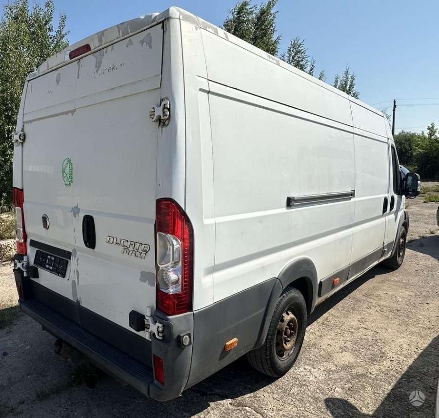 White Fiat Ducato 2008 in Kelme, with an engine capacity of 2.30 L and mileage of 320 thousand km for 1899 €, photo 15 on AUTOMOTO.COM.LV
