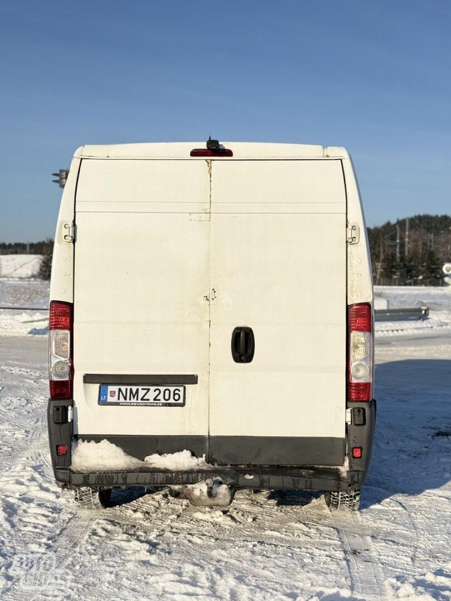 White Fiat Ducato 2009 in Vilnius, with an engine capacity of 2.20 L and mileage of 350 thousand km for 3000 €, photo 8 on AUTOMOTO.COM.LV