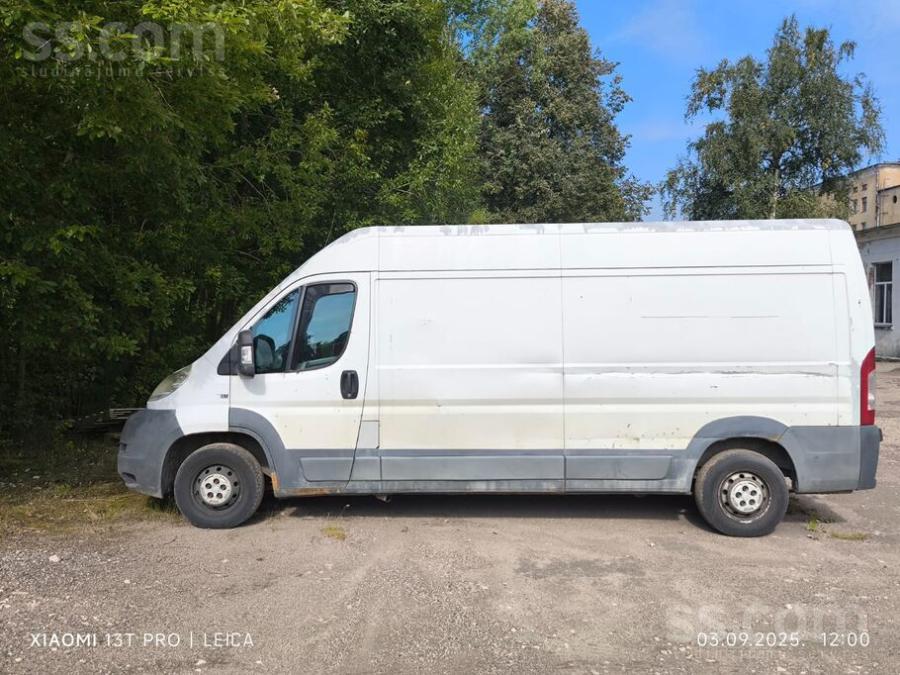 White Fiat Ducato 2009 in Riga, with an engine capacity of 2.30 L and mileage of 460 thousand km for 1200 €, photo 1 on AUTOMOTO.COM.LV