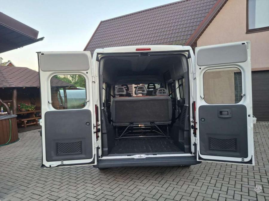 Balts Fiat Ducato 2009 Jurbarkas, ar dzinēja tilpumu 2.30 L un nobraukumu 37 tūkst. km par 10800 €, foto 10 vietnē AUTOMOTO.COM.LV