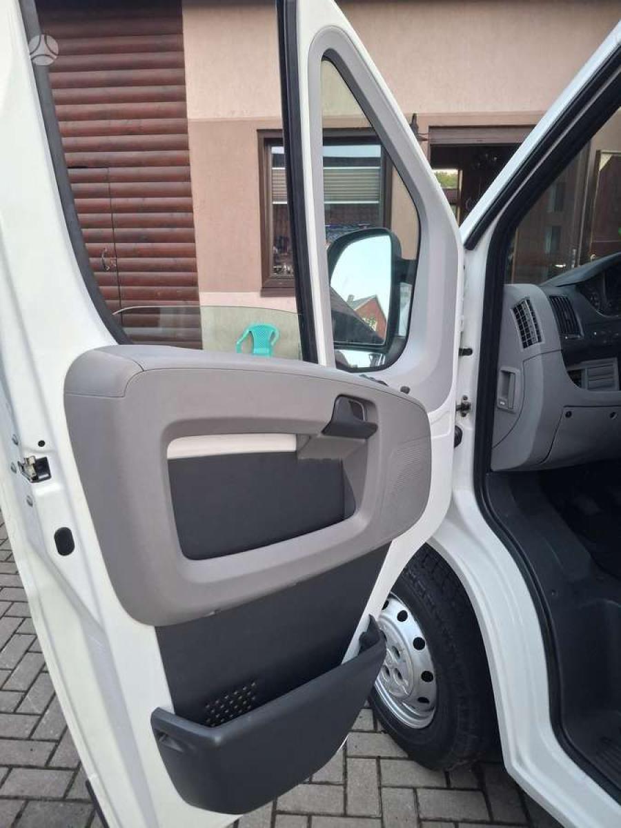 Balts Fiat Ducato 2009 Jurbarkas, ar dzinēja tilpumu 2.30 L un nobraukumu 37 tūkst. km par 10800 €, foto 21 vietnē AUTOMOTO.COM.LV